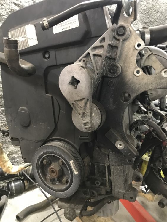 Volvo Motor 5 Zylinder Turbo (B5254T) (Gebraucht) in Bernhardzell für CHF 400 – nur Abholung auf ...