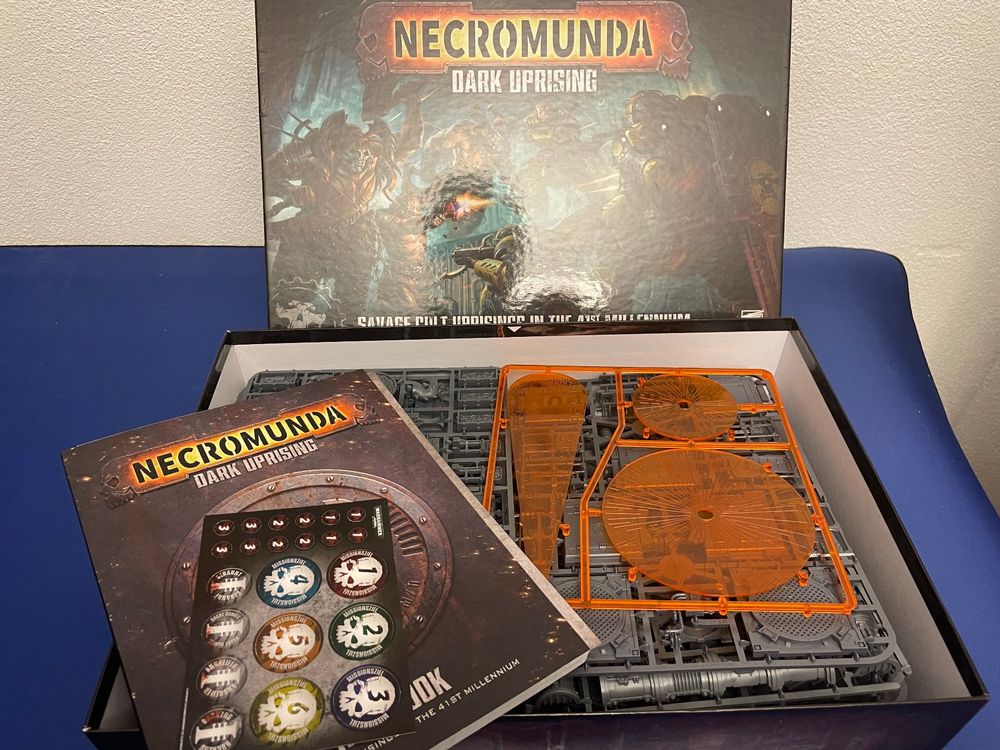 Warhammer 40k - Necromunda Dark Uprising Box - Englisch (Neu (gemäss ...