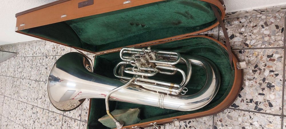 F-Tuba Willson FA5 mit 5-Venile inkl.koffer und mundstück (Gebraucht ...