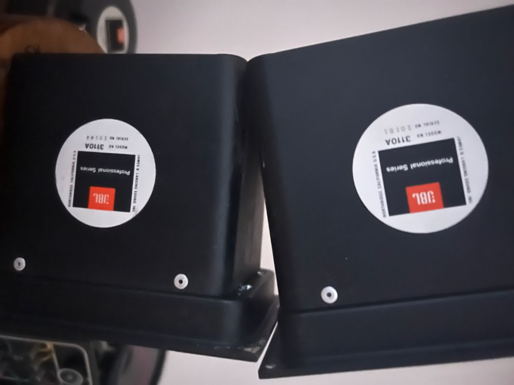 JBL 3110A crossover pair | Kaufen auf Ricardo