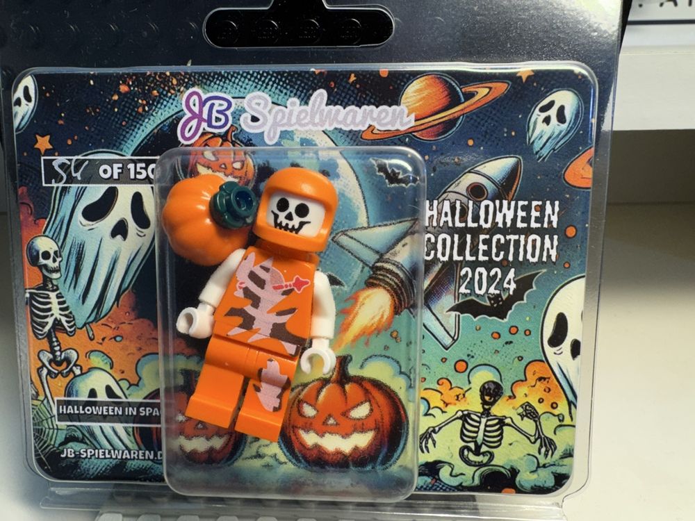 Lego Minifigur Classic Spaceman Halloween Collection | Kaufen auf Ricardo