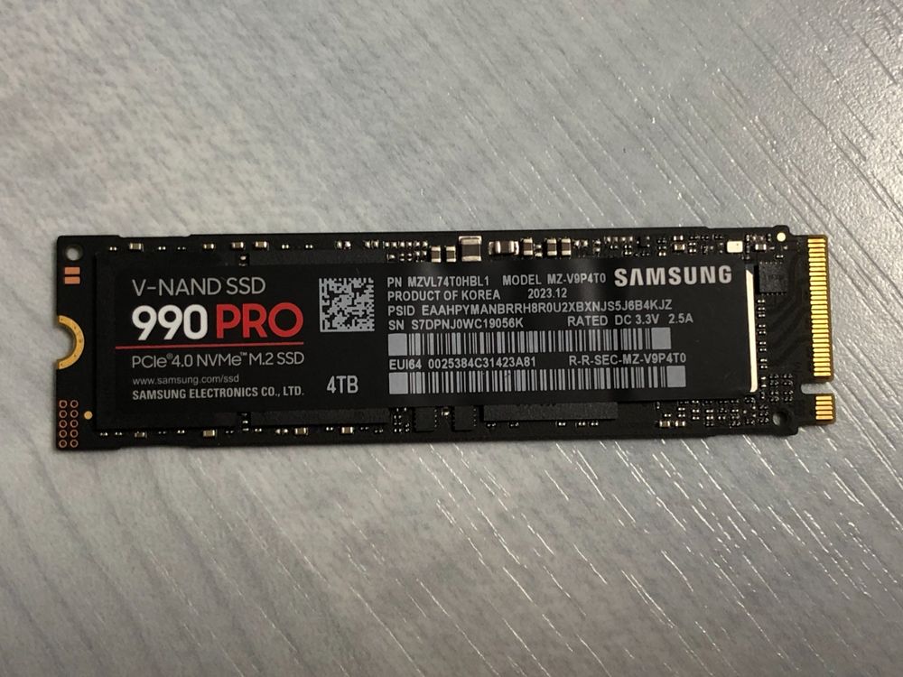 SAMSUNG 990 PRO NVMe M.2 SSD, 4.0TB, wenige Betriebsstunden | Kaufen ...