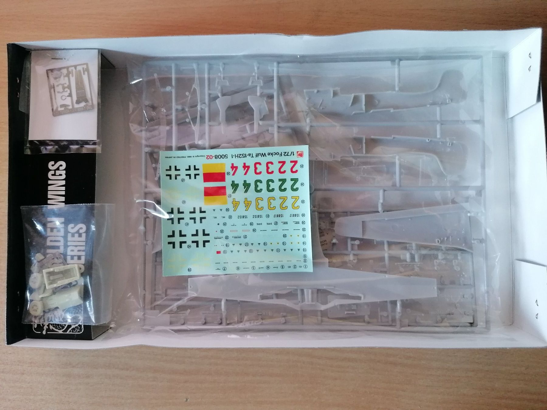 1/72 Ta 152 H-1 Dragon 5008 (Neu und originalverpackt) in Sion für CHF ...