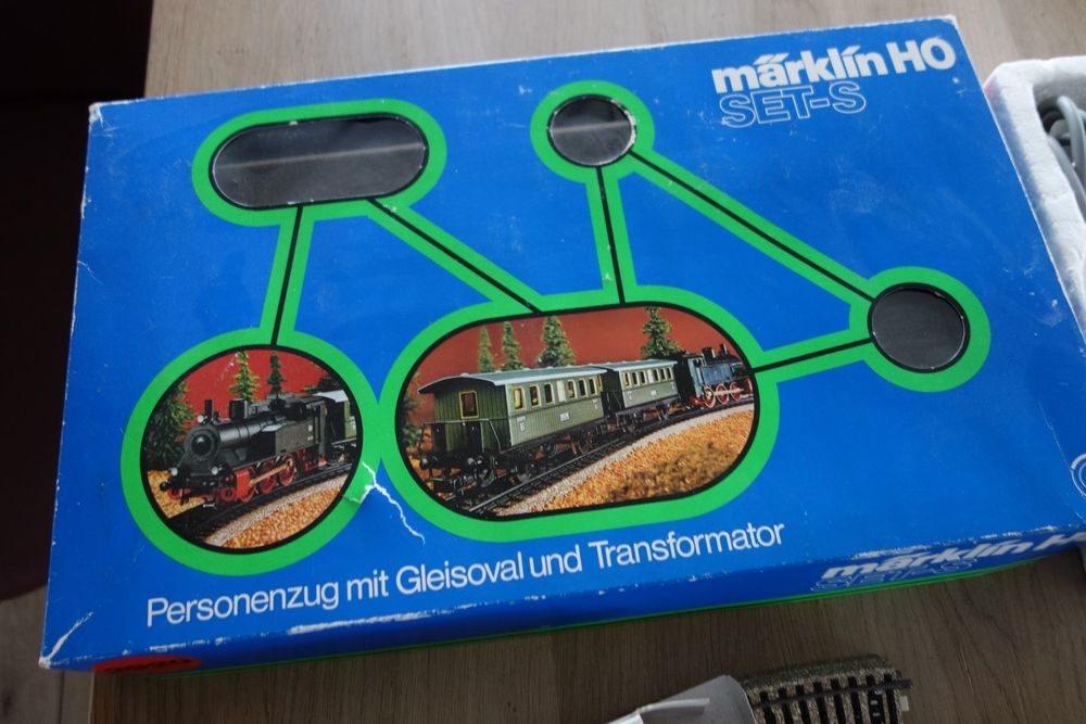 Märklin 2920 Startpackung mit Gleisoval und Trafo (Gebraucht) in für ...