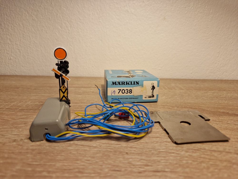 Märklin 7038 Vorsignal H0 (1) (Gebraucht) in St-Aubin-Sauges für CHF 16 ...
