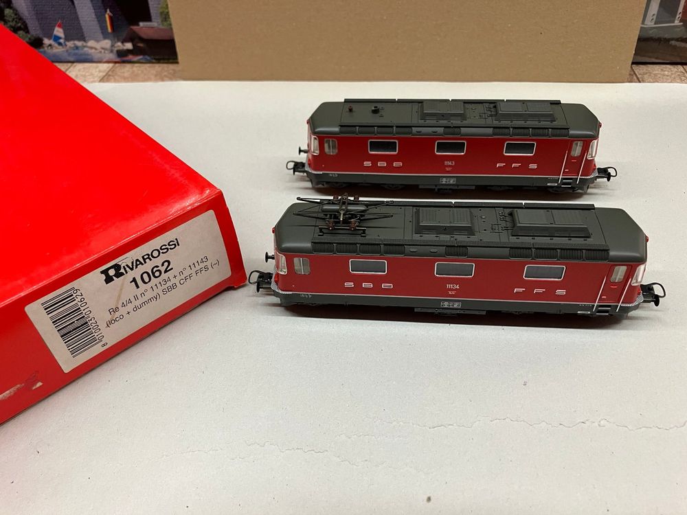 Rivarossi 1062 SBB Re 4/4 II 11134 + 11143 rot, Lok u. Dummy (Gebraucht ...