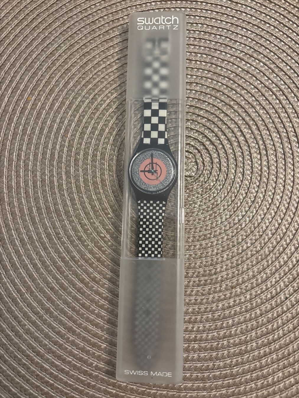 Swatch Quartz - Rare Modèle Damier - Vintage (Défectueux) à pringy pour ...