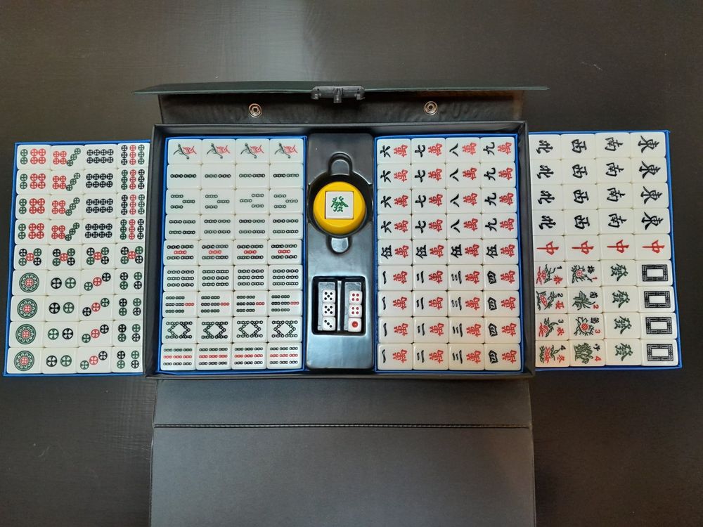 Original Mahjong / Mahjongg Set in Koffer aus Taiwan (Gebraucht) in ...