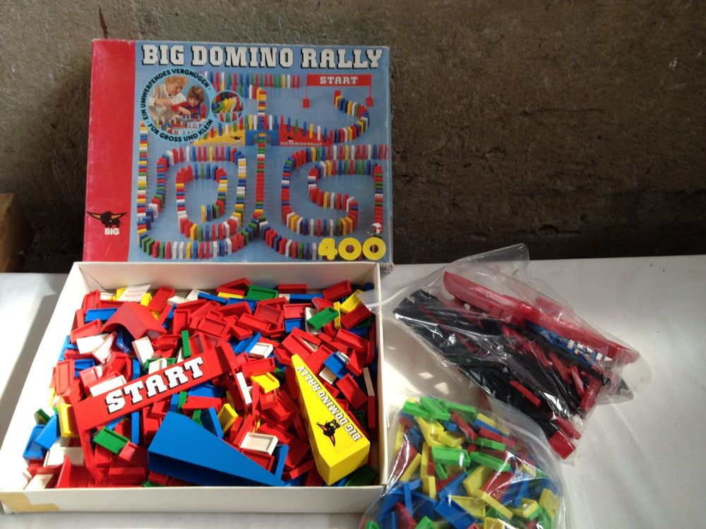 Big Domino Rally (Gebraucht) in Vuiteboeuf für CHF 1 – mit Lieferung ...