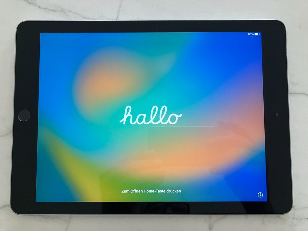 iPad 6.Generation WiFi / 128GB / Model A1893 (Gebraucht) in ...