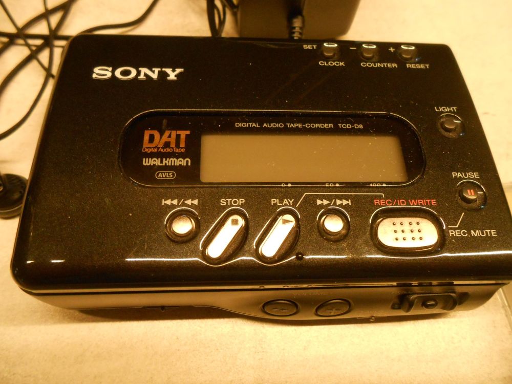 Sony Dat Digital Audio Tape, TCD-D8 (Gebraucht) in für CHF 250 – mit ...