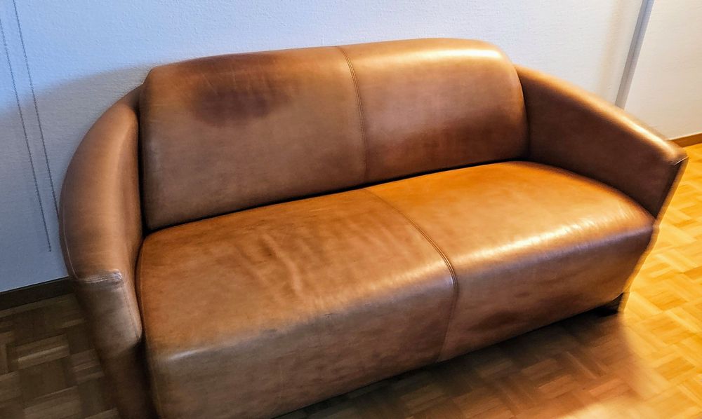Leder Möbel, 2er Couch und 2 passende Sessel, Cognac (Gebraucht) in Uster für CHF 400 – nur ...