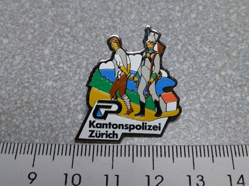 PIN PINS POLIZEI POLICE POLIZIA Zürich Kantonspolizei KAPO (Gebraucht) in Gränichen für CHF 4 ...
