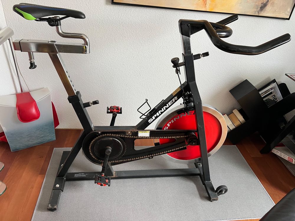 Spinner Rennrad Velo Spinning Bike für Fitnessstudio Zuhause (Gebraucht ...