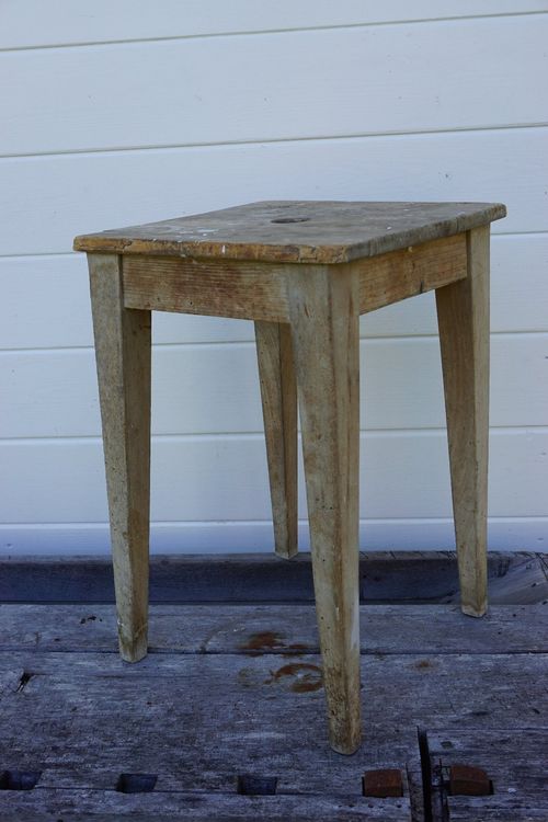 Holz Taburett / Atelier-Taburett (Gebraucht) in Hersiwil für CHF 29 – nur Abholung auf Ricardo ...