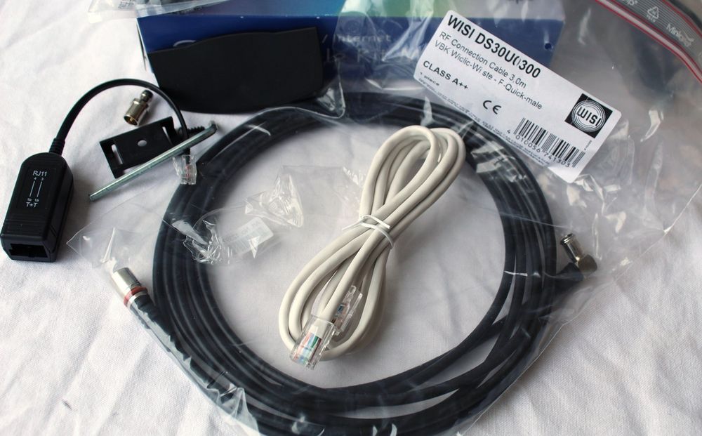 Lot Kabel Adapter Telefon TV Audio Video Daten Empfänger usw (Gebraucht ...