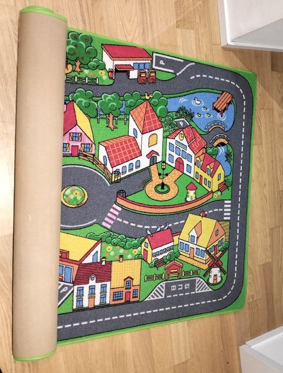 Spielteppich, 92 x 132 cm (Gebraucht) in Schüpfheim für CHF 7.5 – nur ...