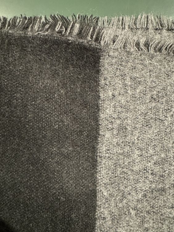 Écharpe ou plaid (Neuf (Voir description)) à Genève pour CHF 6 – avec ...