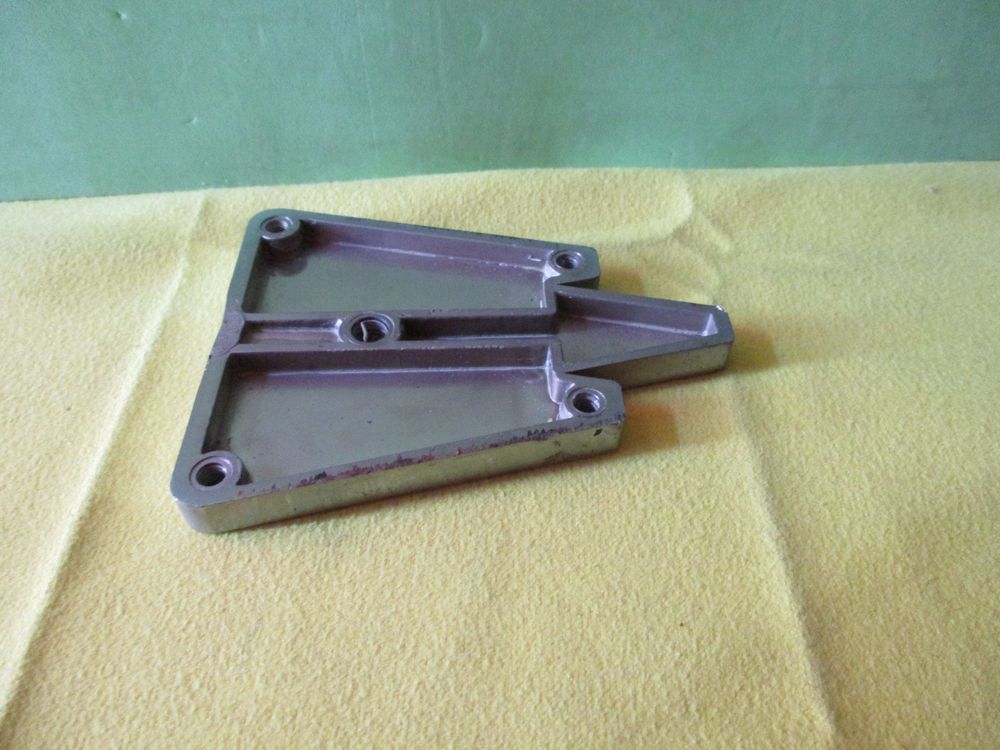 GM Emblem General Motors SUISSE SA in Biel Emblem (Neu (gemäss ...