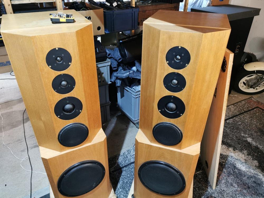 Vintage DYNAUDIO AXIS 5 Standlautsprecher - TOP-Sound !! (Gebraucht) in für CHF 529 – nur ...