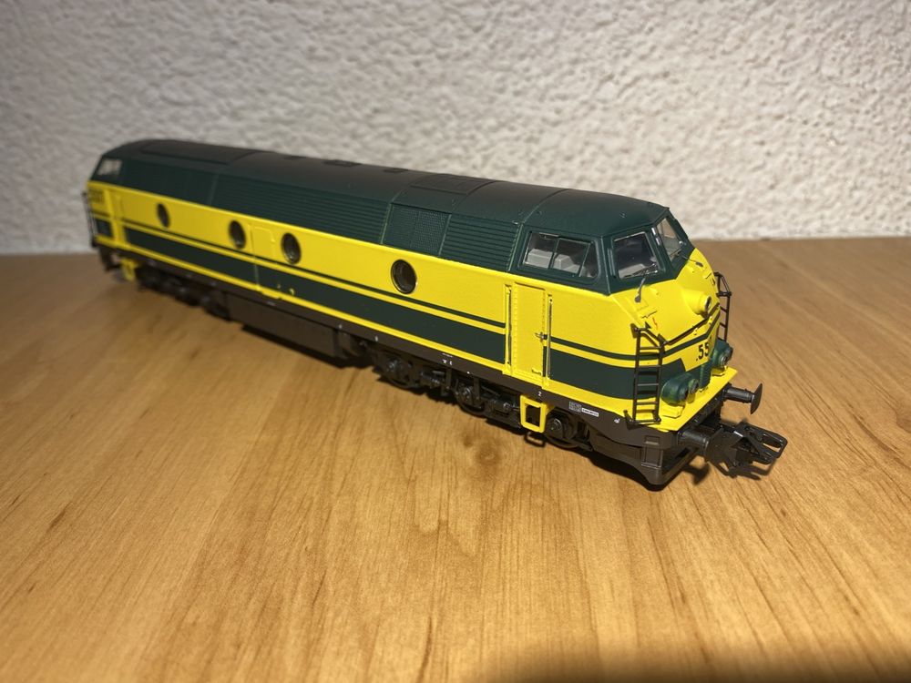 Märklin 3466 SNCB Diesellok Serie 55 (Neu und originalverpackt) in Adelboden für CHF 125 – mit ...