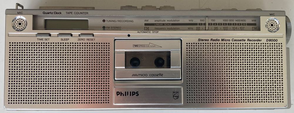 Philips Stereo Radio Micro Cassette Recorder D8000 (Defekt) in Lausen ...