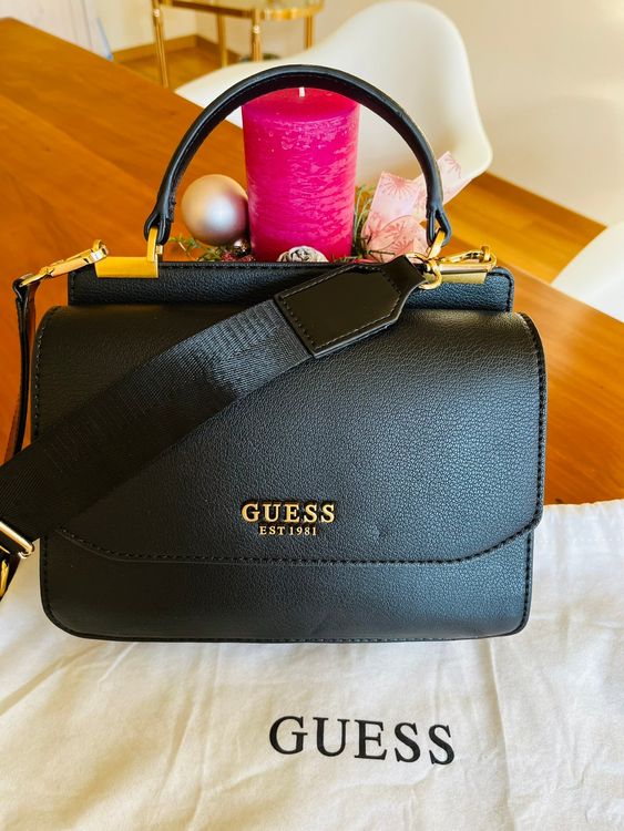Schwarze GUESS Hand/Umhängetasche | Kaufen auf Ricardo