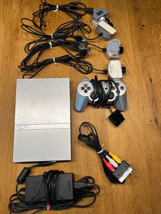 Playstation 2 Slim + Controller PS2 Sony Retro (Gebraucht) in St ...