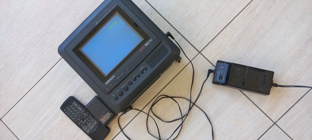 Portabler TV, VHS Player, Orion Combi LCD 650 für Bastler (Gebraucht ...