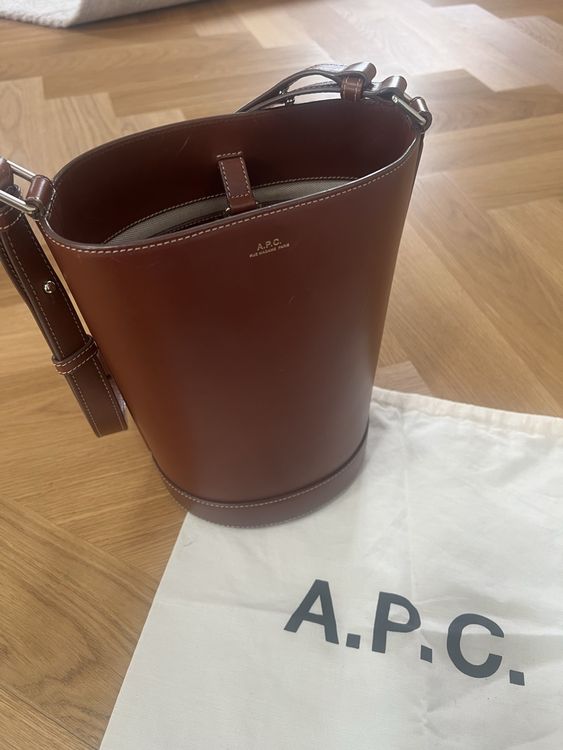 APC. Brown Leather Bucket Bag - Excellent Condition (Gebraucht) in ...