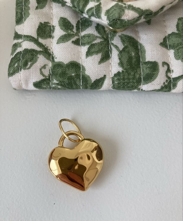 Sezane Irma heart charm (Neuf (Voir description)) à Bottmingen pour CHF ...