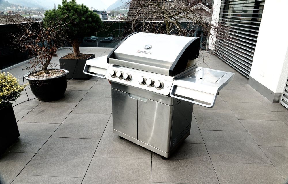 BBQ Master XL Pro - Edelstahl Gasgrill | Kaufen auf Ricardo