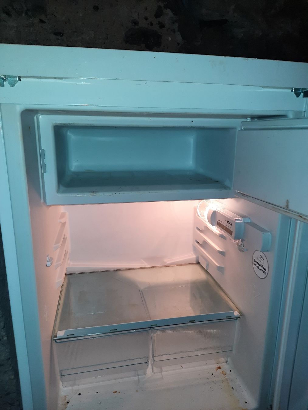 Frigo Bosch (D'occasion) à Réchy pour CHF 50 – retrait uniquement ...