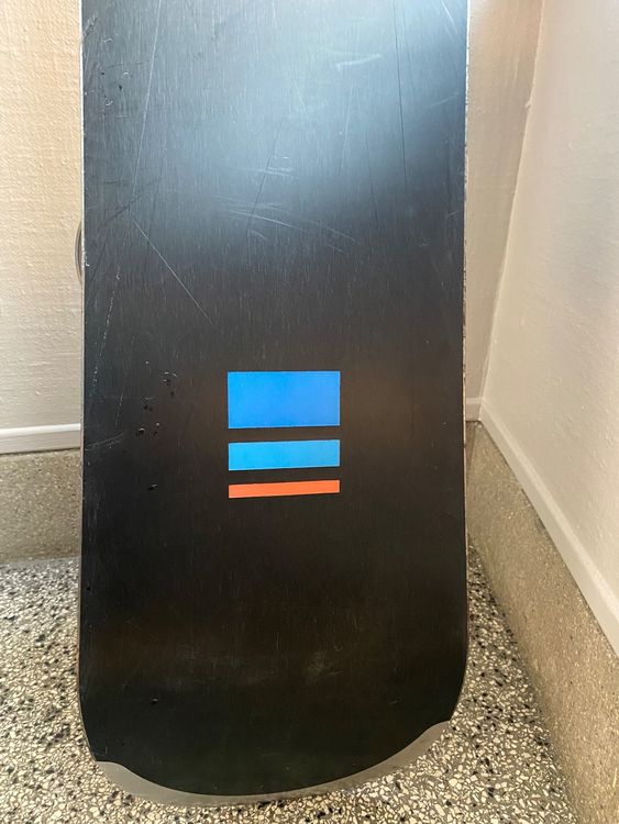 Snowboard Donuts Board by T. K., Länge 148 cm (Gebraucht) in Zürich für ...