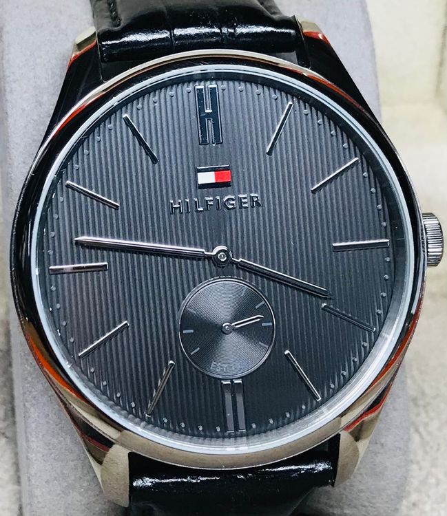 TOMMY HILFIGER Herrenuhr 46 mm ( Neupreis : 215 CHF ) | Kaufen auf Ricardo