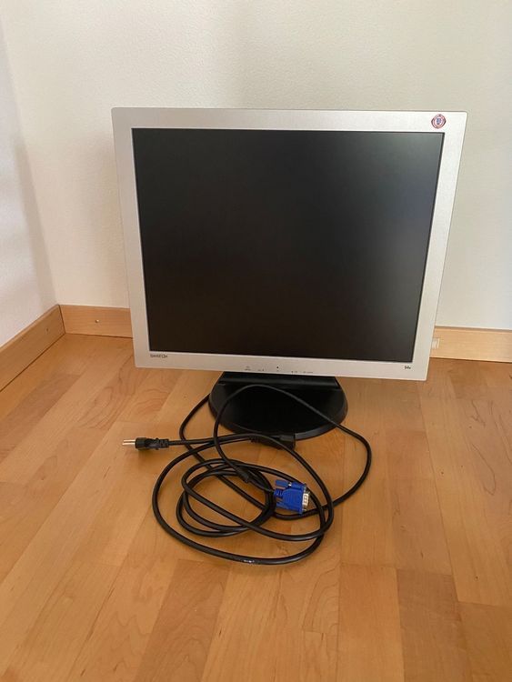 PC Bildschirm SAMTRON | Kaufen auf Ricardo