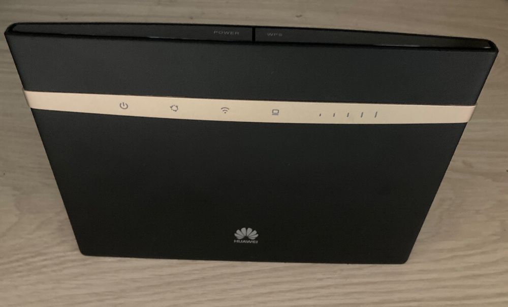 Huawei B525S-23A ROUTER inkl. Netzteil | Kaufen auf Ricardo