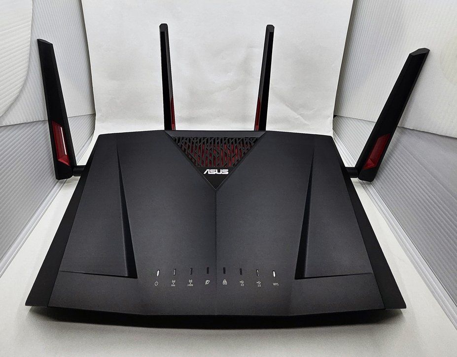 Asus RT-AC88U Dual Band Gigabit WLAN-Gaming-Router (Gebraucht) in ...