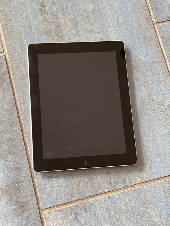 iPad 3. Generation 32GB (Gebraucht) in Schmerikon für CHF 2 – mit ...
