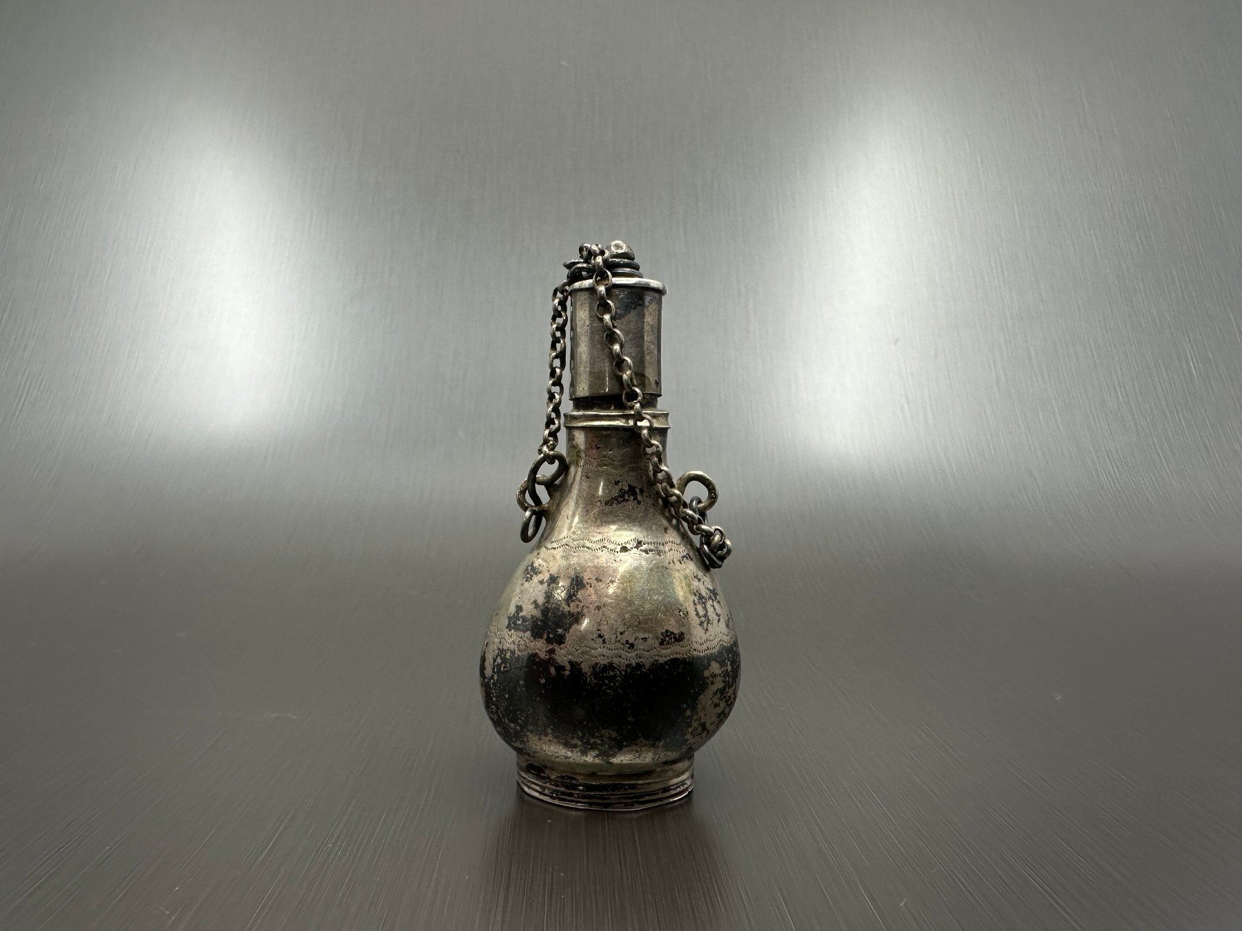 Antikes Flacon aus Silber, Für Parfüm, Schnupftabak usw (Gebraucht) in ...