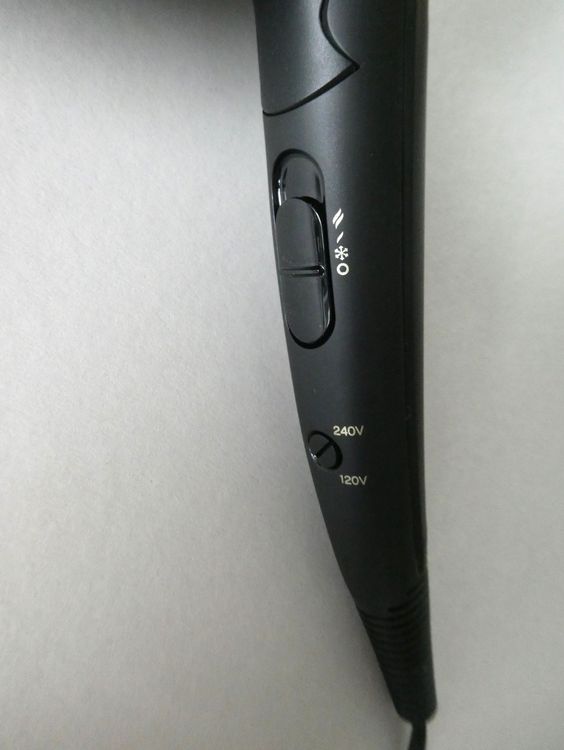 ghd flight+ Haartrockner, mit Reise-Etui / NEU mit Garantie (Neu und ...