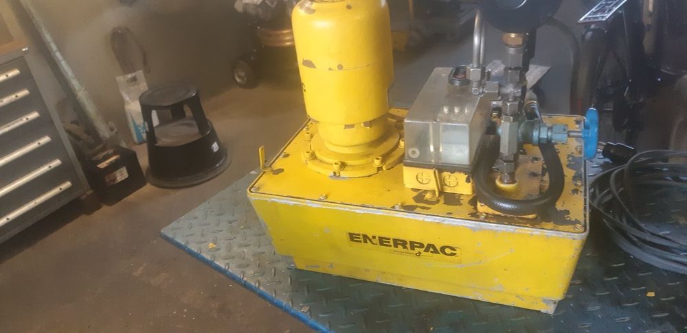 ENERPAC Elektro-Hydraulikagregat | Kaufen auf Ricardo