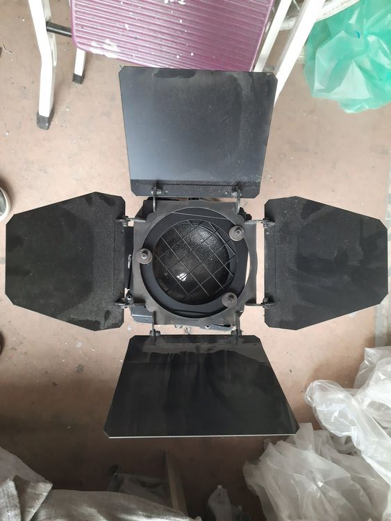 Scheinwerfer Griven Pro Spot 300 / 500 PCX (Preis Pro Stück) (Gebraucht) in Bottmingen für CHF ...