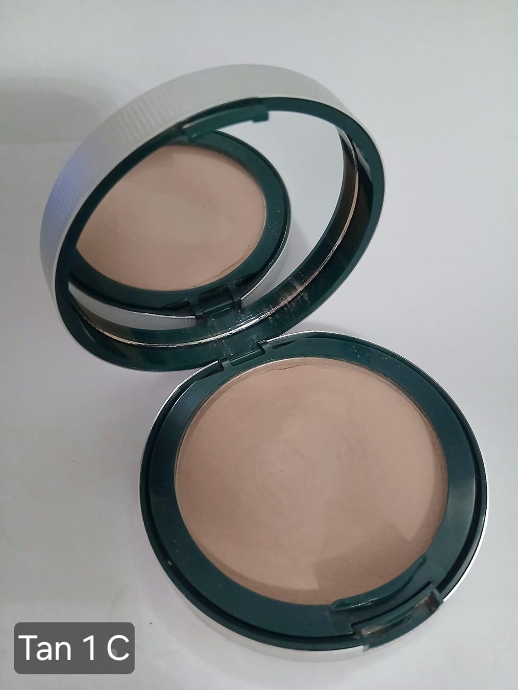 Make-up Puder für einen strahlenden Teint - TAN 1 C 💥 (Neu (gemäss ...