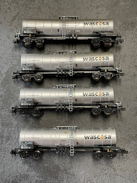 Minitrix 15645-15 Kesselwagen, 4-achsig, silberfarbe, 4 stk. | Kaufen auf Ricardo