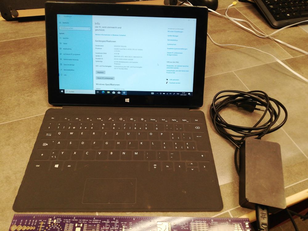 Windows Surface Tablet (Gebraucht) in Wil SG für CHF 54 – mit Lieferung ...