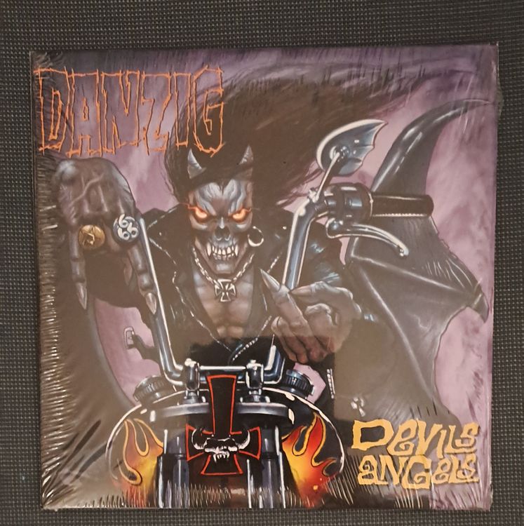 Vinyl 7" DANZIG Devils Angels 7" Purple Vinyl RAR (Gebraucht) in ...