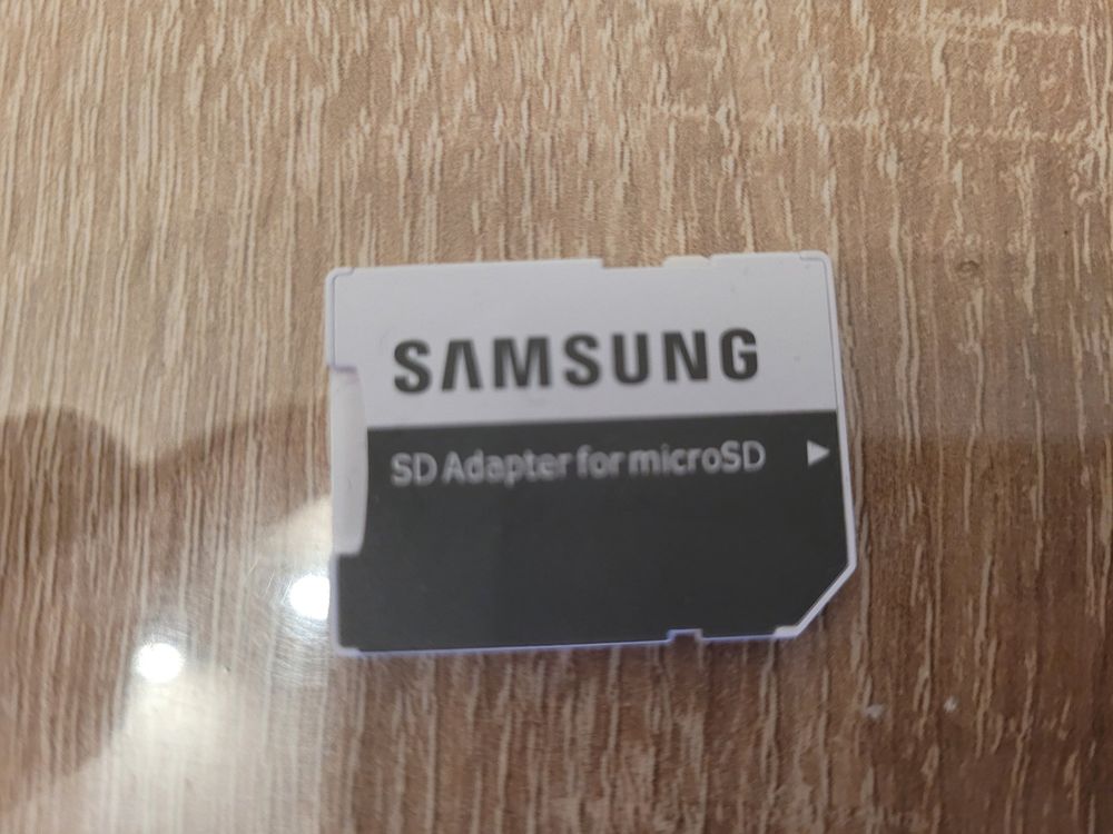 Samsung MicroSD auf SD Adapter Weiss | Kaufen auf Ricardo