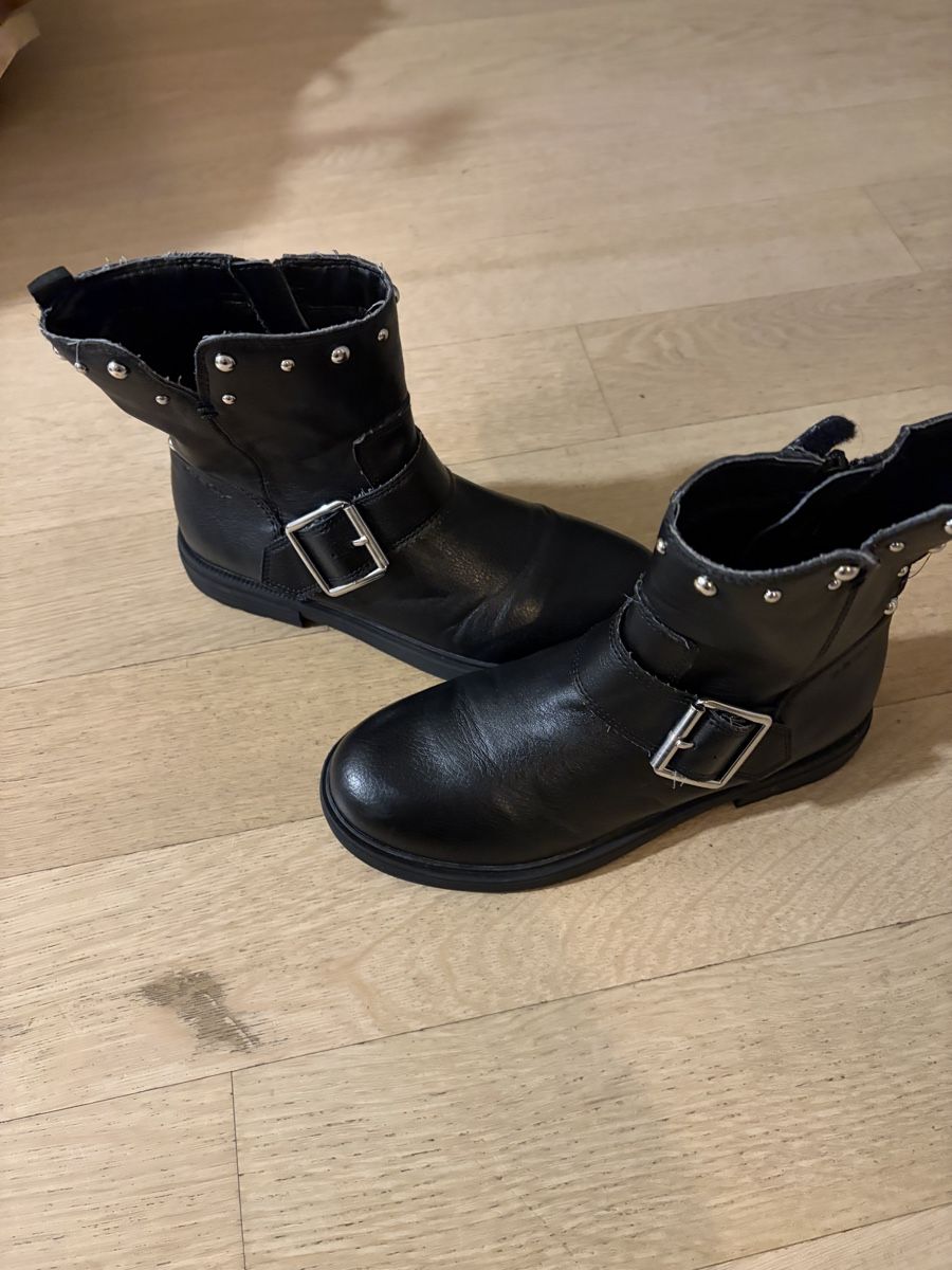 Schwarze Boots von Geox, Grösse 37, top Zustand! (Gebraucht) in ...