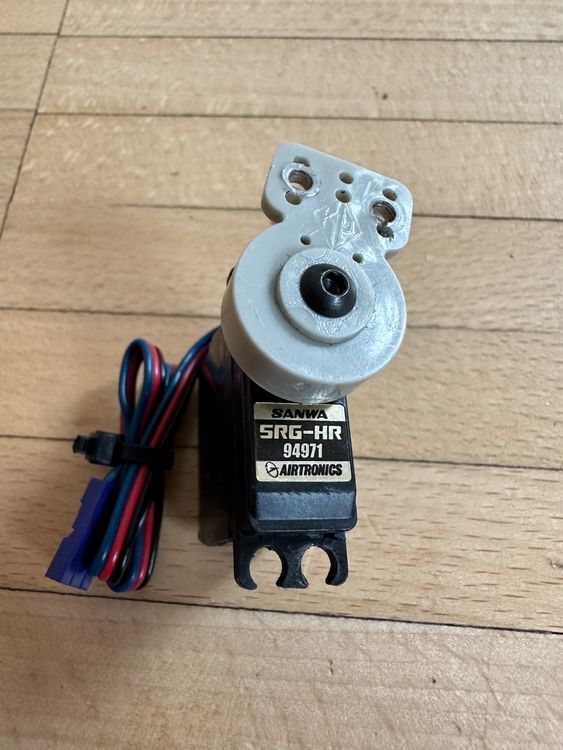 Starkes Miniservo Sanwa SRG-HR 94971 (Gebraucht) in Kilchberg ZH für ...